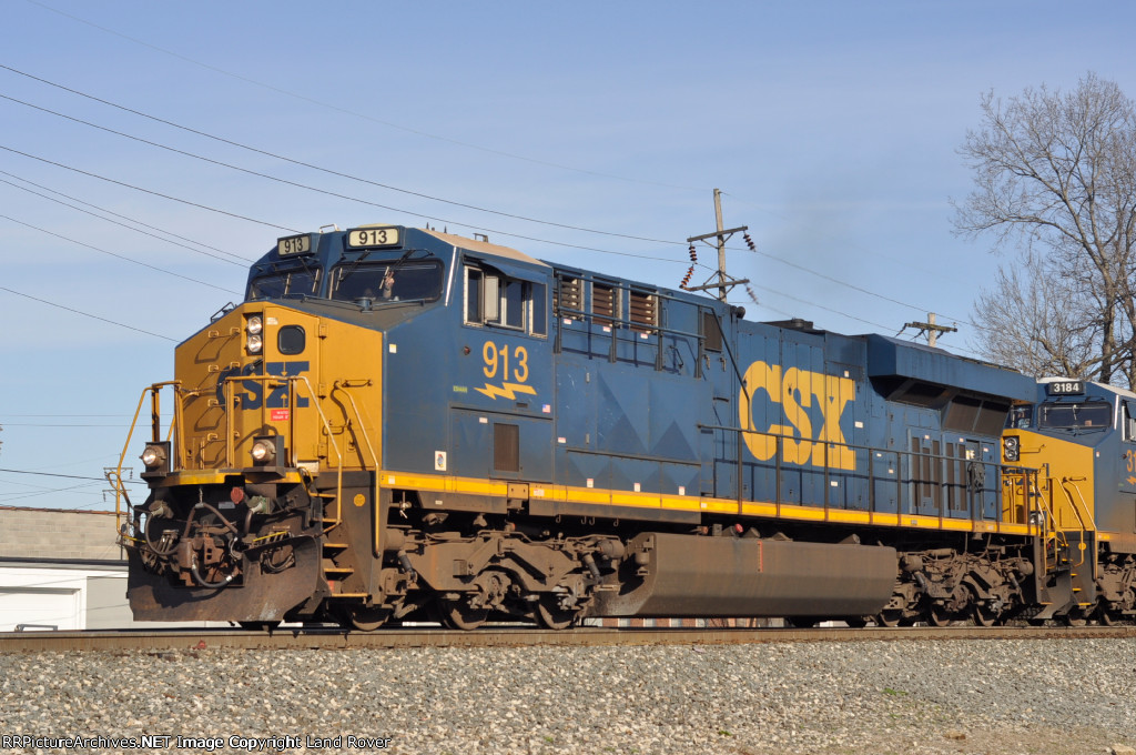 CSXT 913 On CSX Q 133 Eastbound